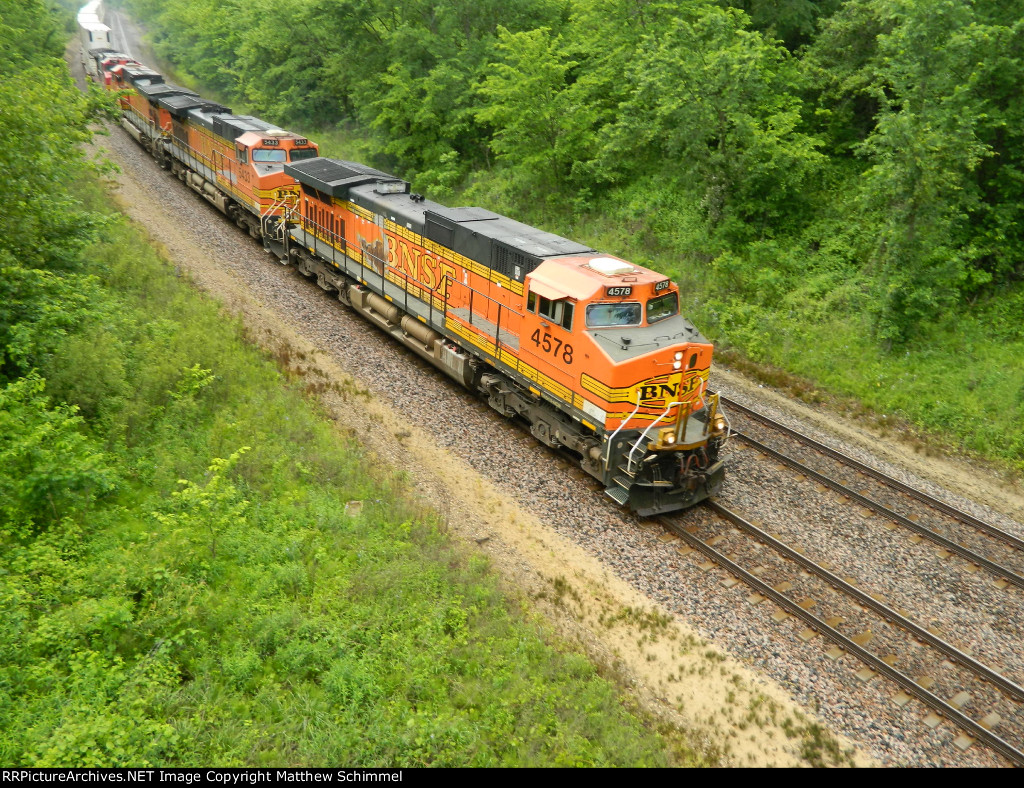 BNSF 4578 Downhill